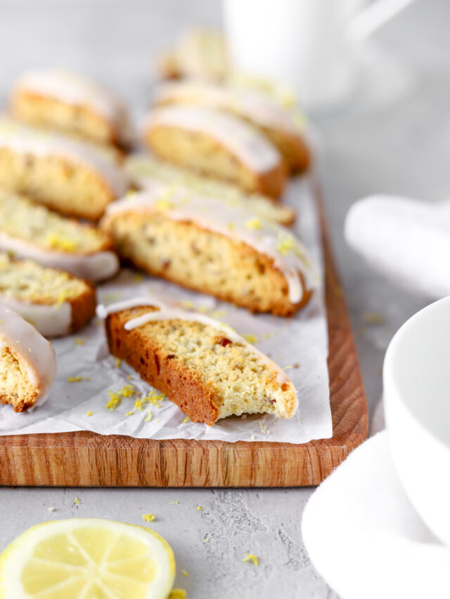 Lemon Biscotti Cookies Recipe - Parsley and Icing