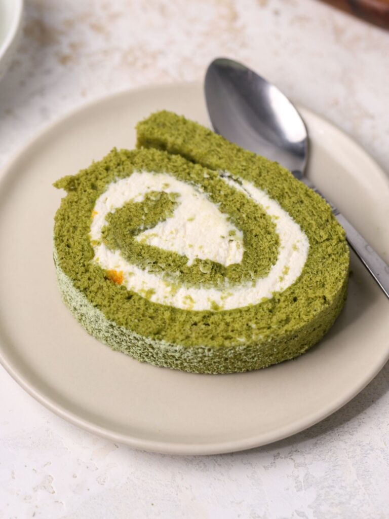 Matcha Roll Cake - Parsley and Icing